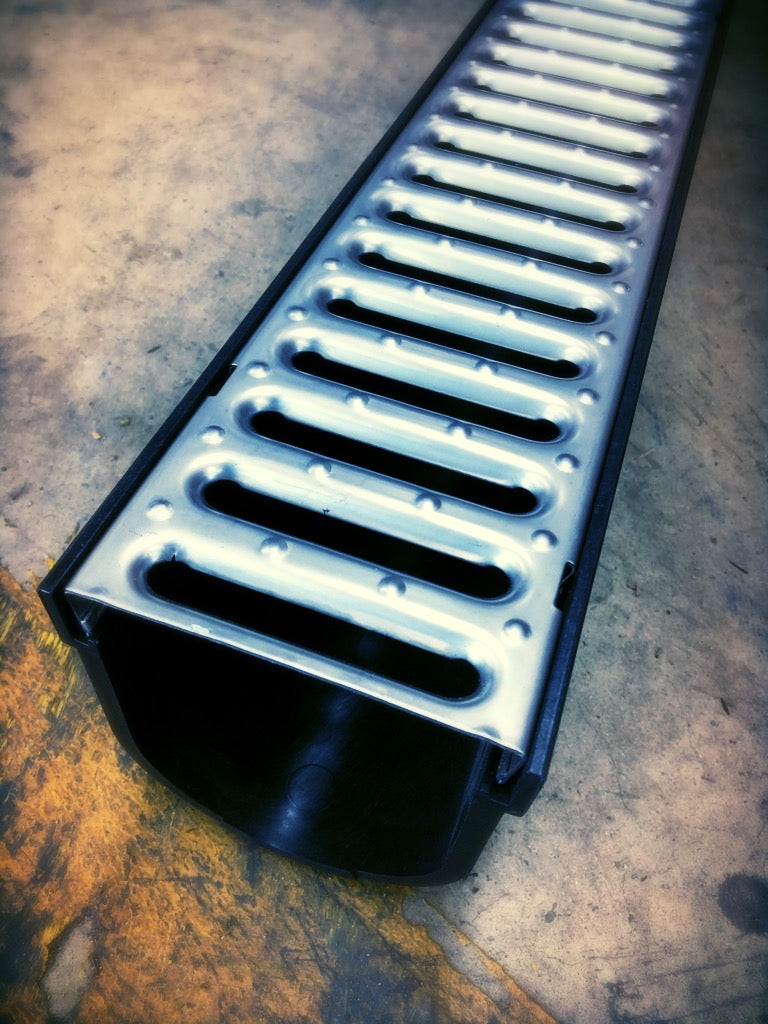 EasyDRAIN Compact Channel with Galvanised Steel Grate - 1m – REO360